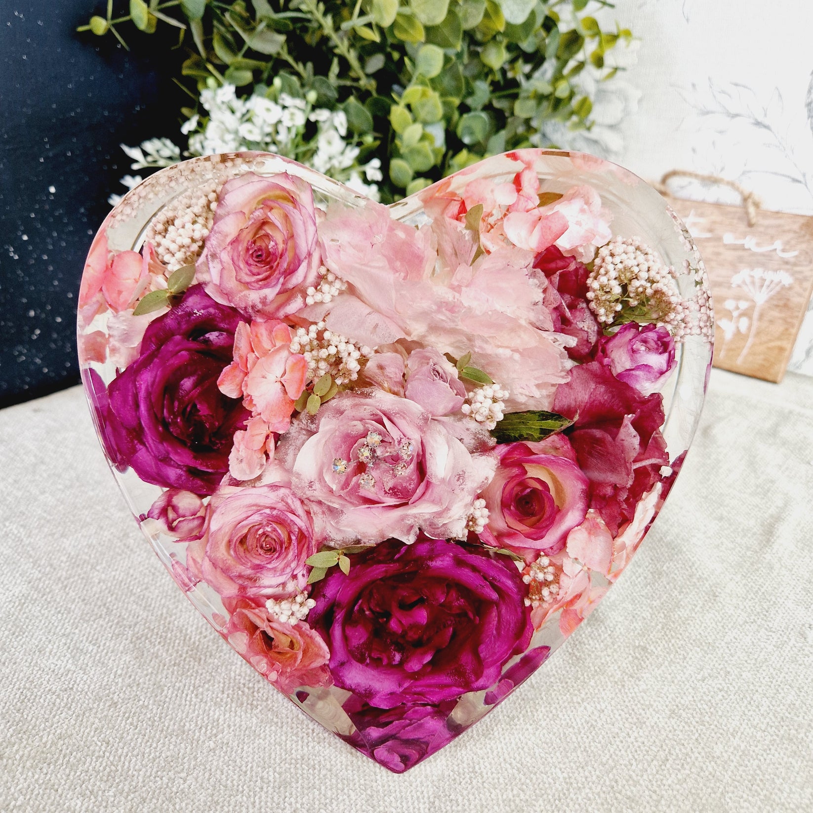 20cm Upright Standing Floral Heart Flower Preservation – Sparkles ...